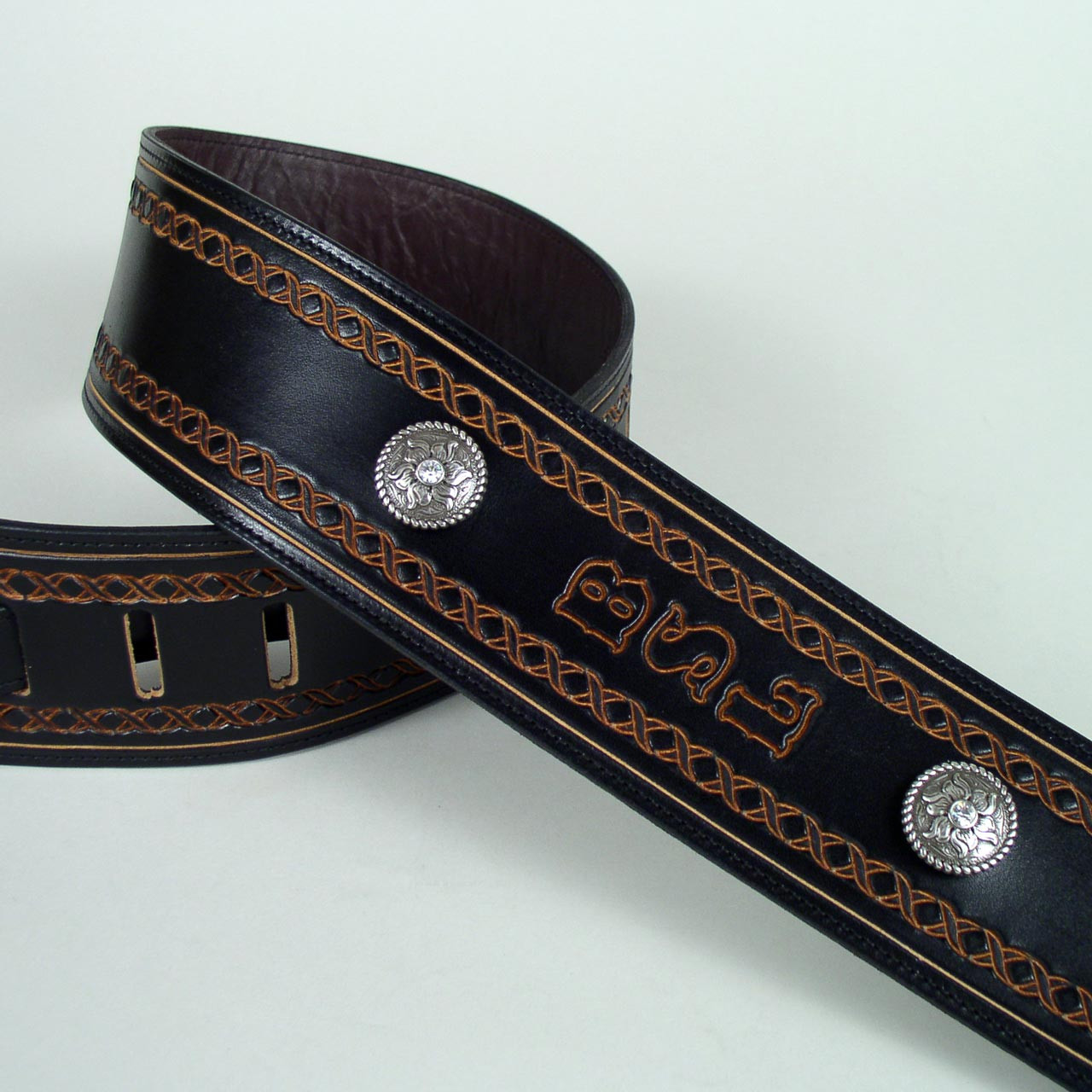 Custom Leather Guitar Strap Classic Series - Leathersmith Designs Inc.