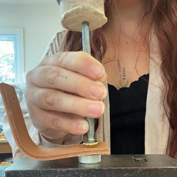 Setting Snaps in Leather - Using Snap Setter Tools - Leathersmith ...