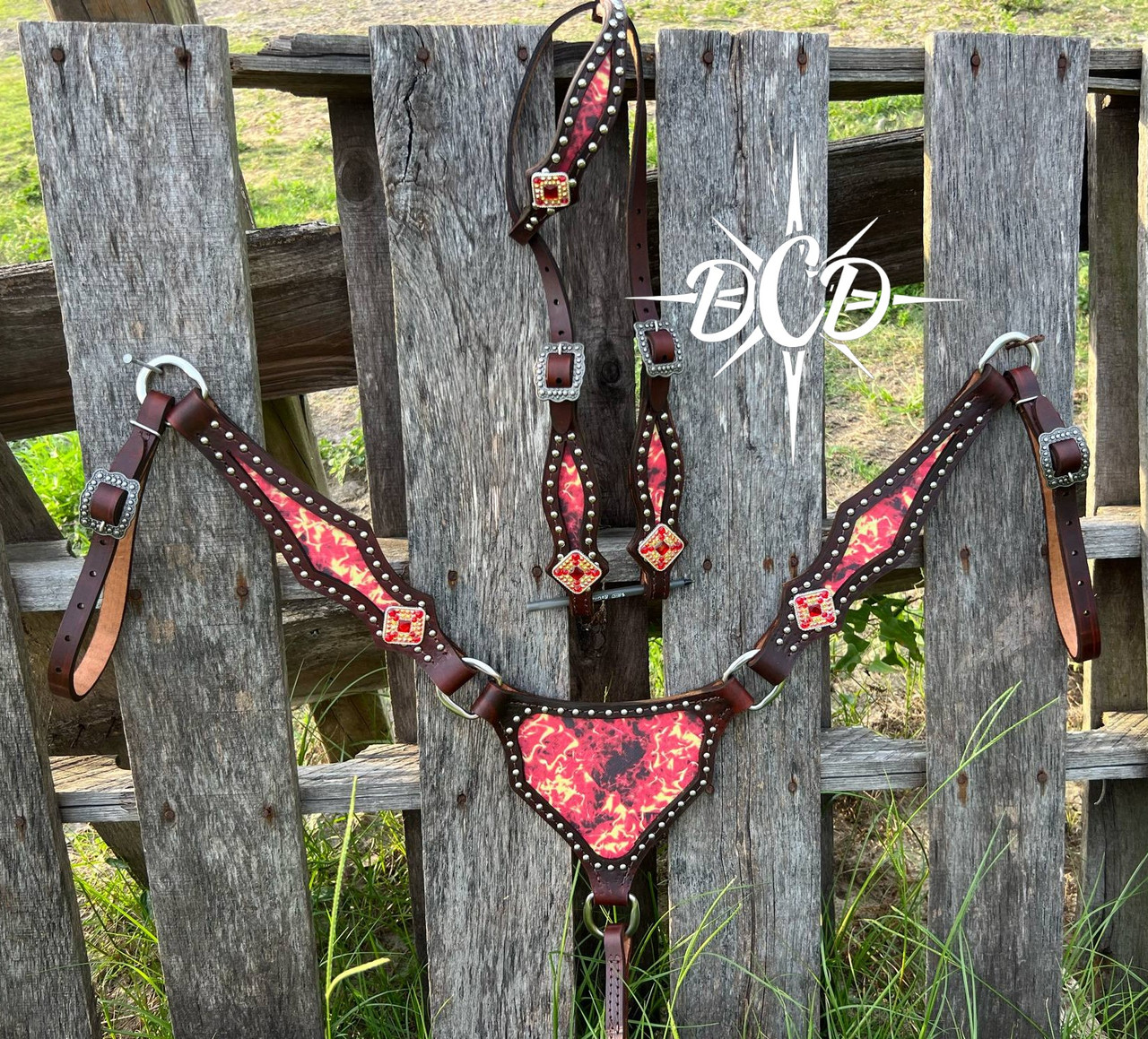 Fire print Spot Trim tack set