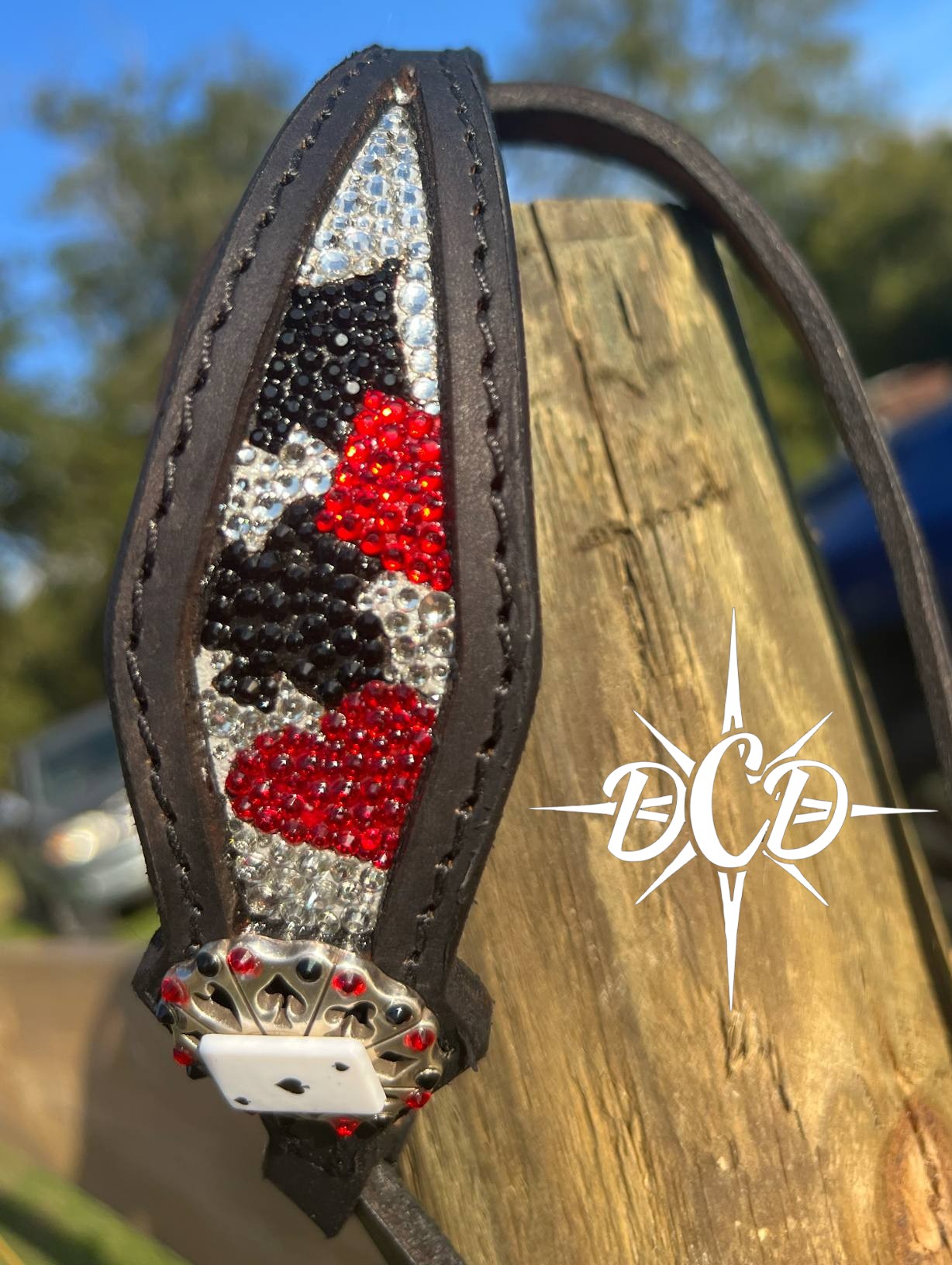 Poker Face Tack Set