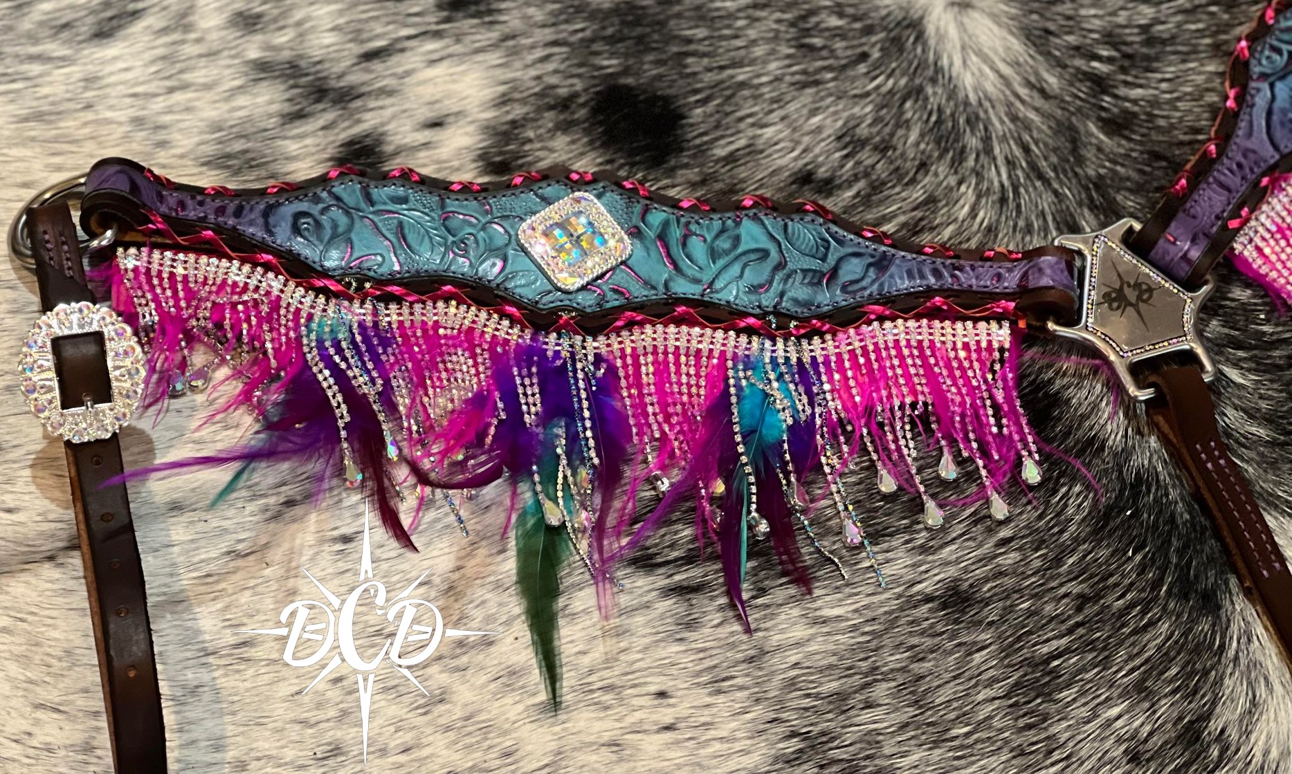 “The Christy" breastcollar only New