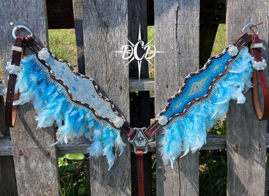 “The Lake" breastcollar only New