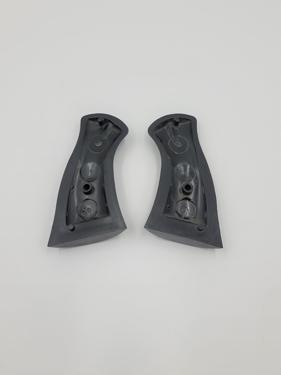 H&R Revolver Long Grip - SARCO, Inc