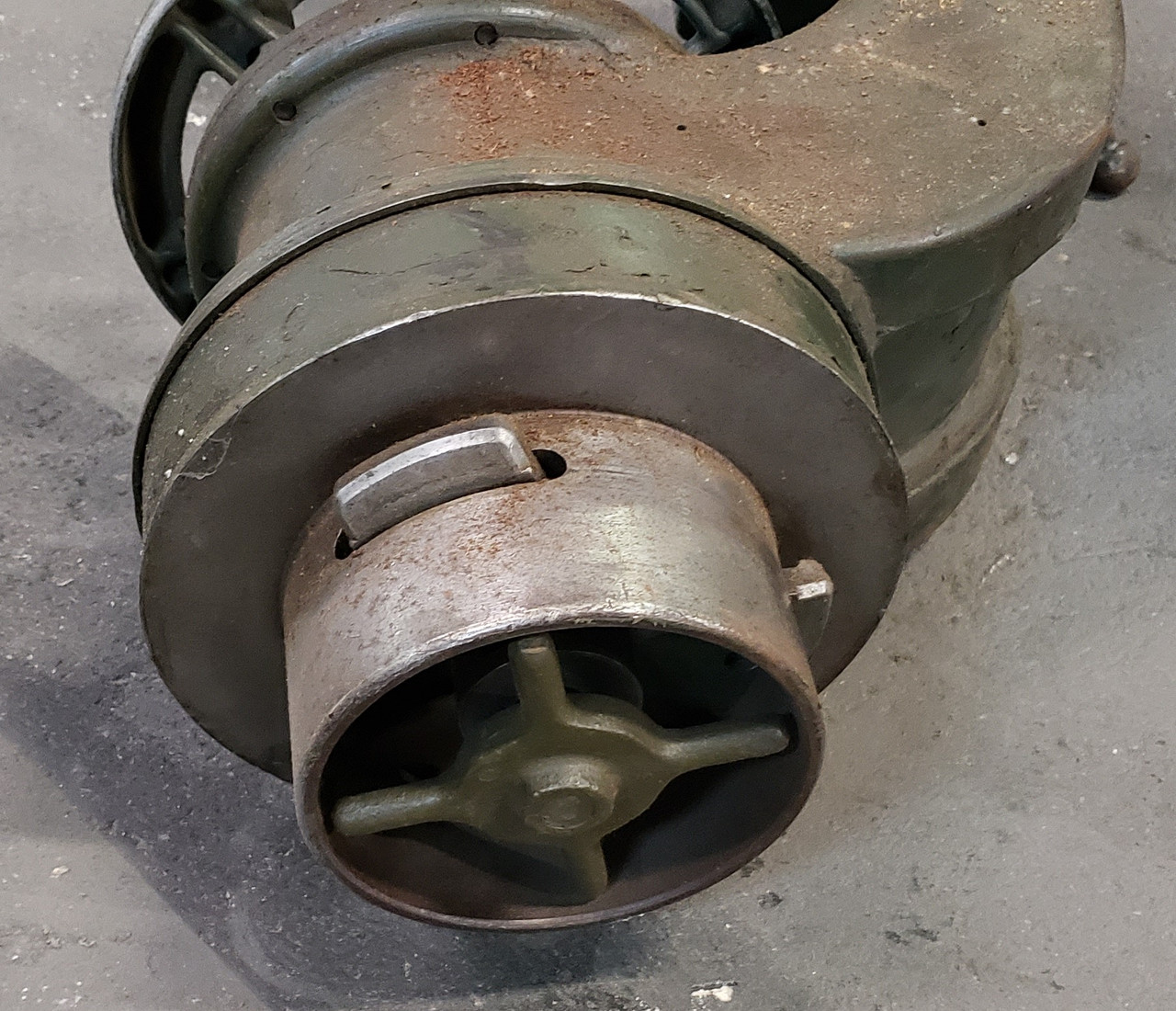 106 MM Traversing and Elevating - SARCO, Inc