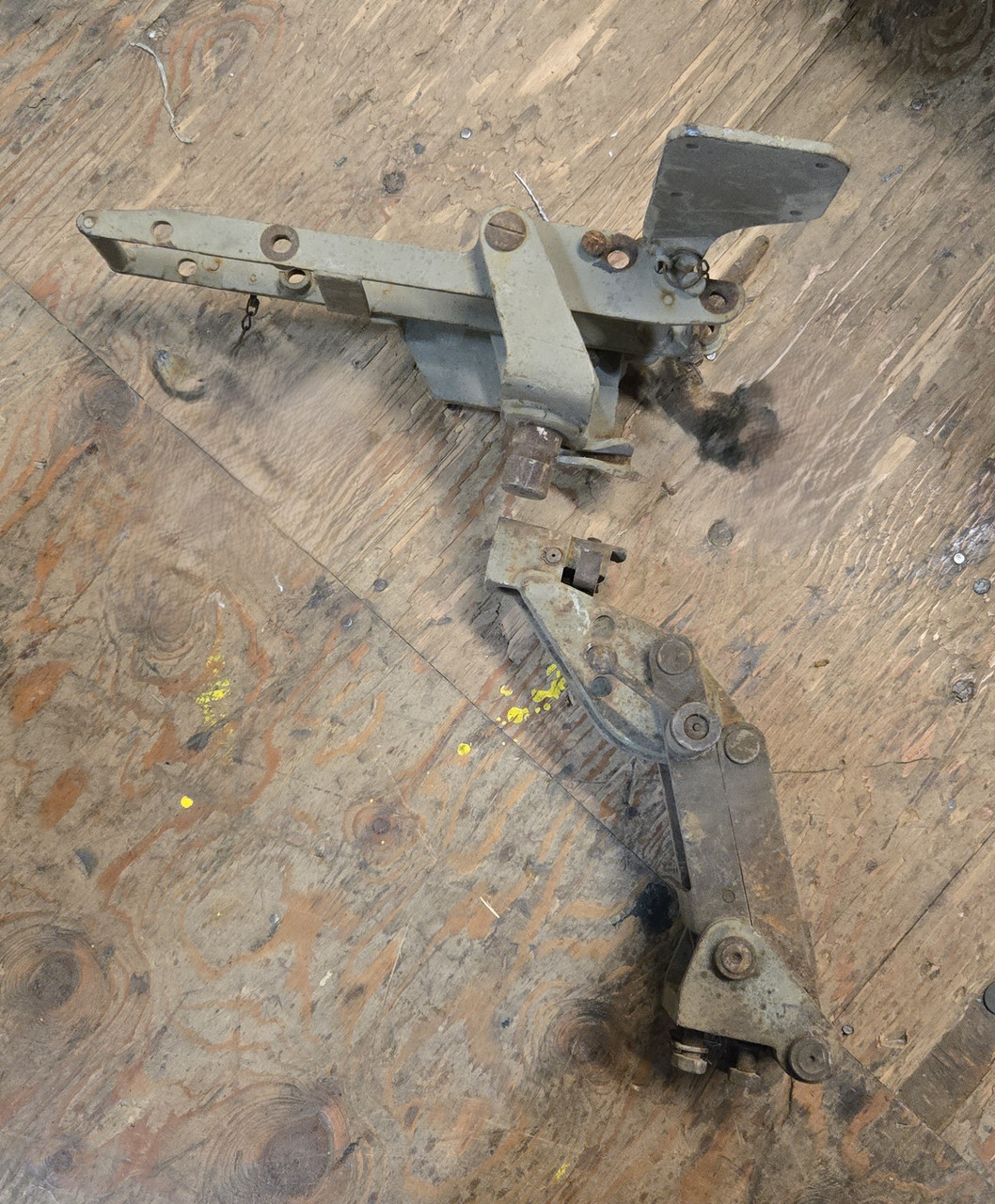 Articulated Machine Gun Cradle / Mount - SARCO, Inc