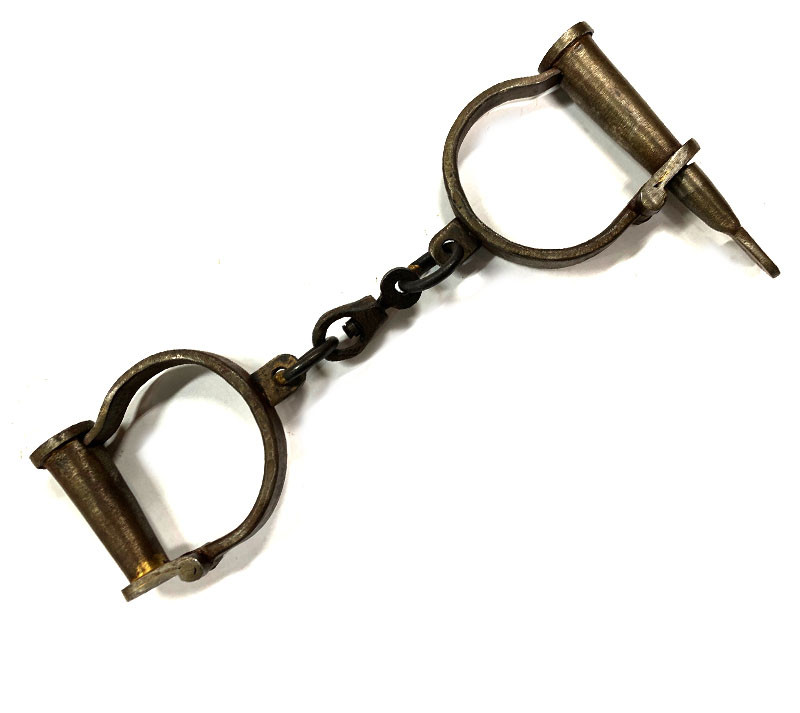 Victorian Style Handcuff with key - SARCO, Inc