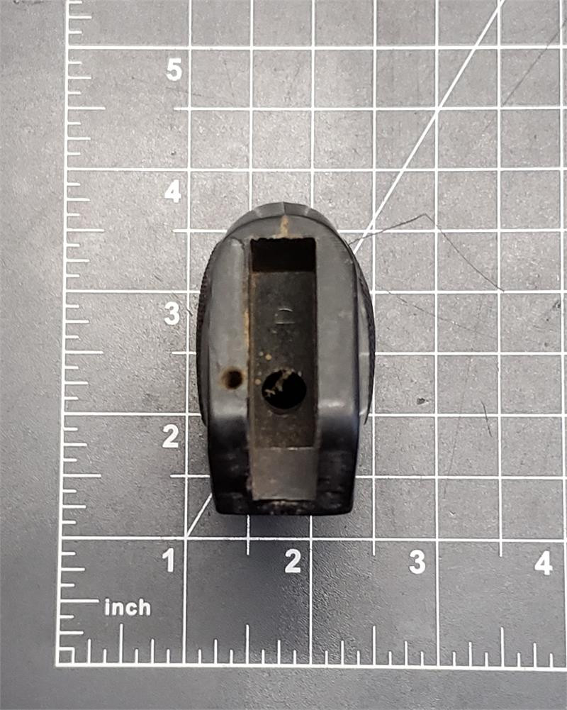 AR15/M16A1 Pistol Grip, Used (AR073)