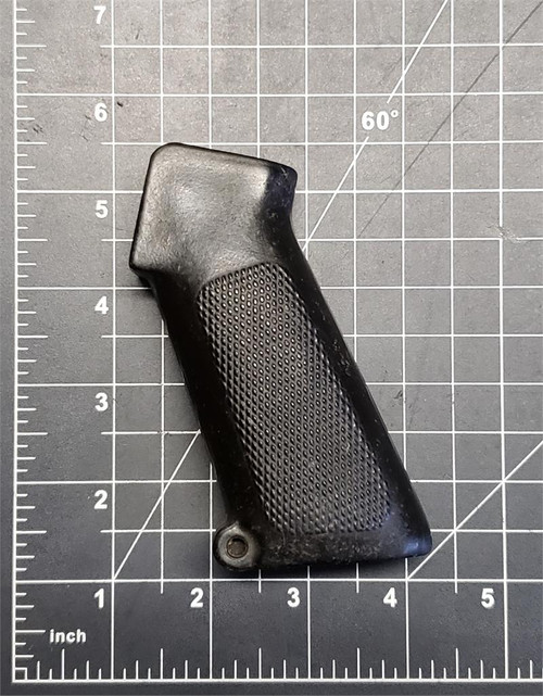 AR15/M16A1 Pistol Grip, Used (AR073)