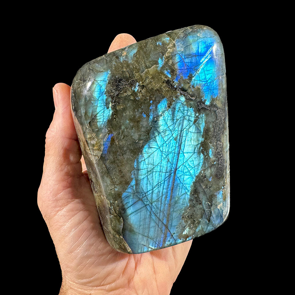 Labradorite specimen