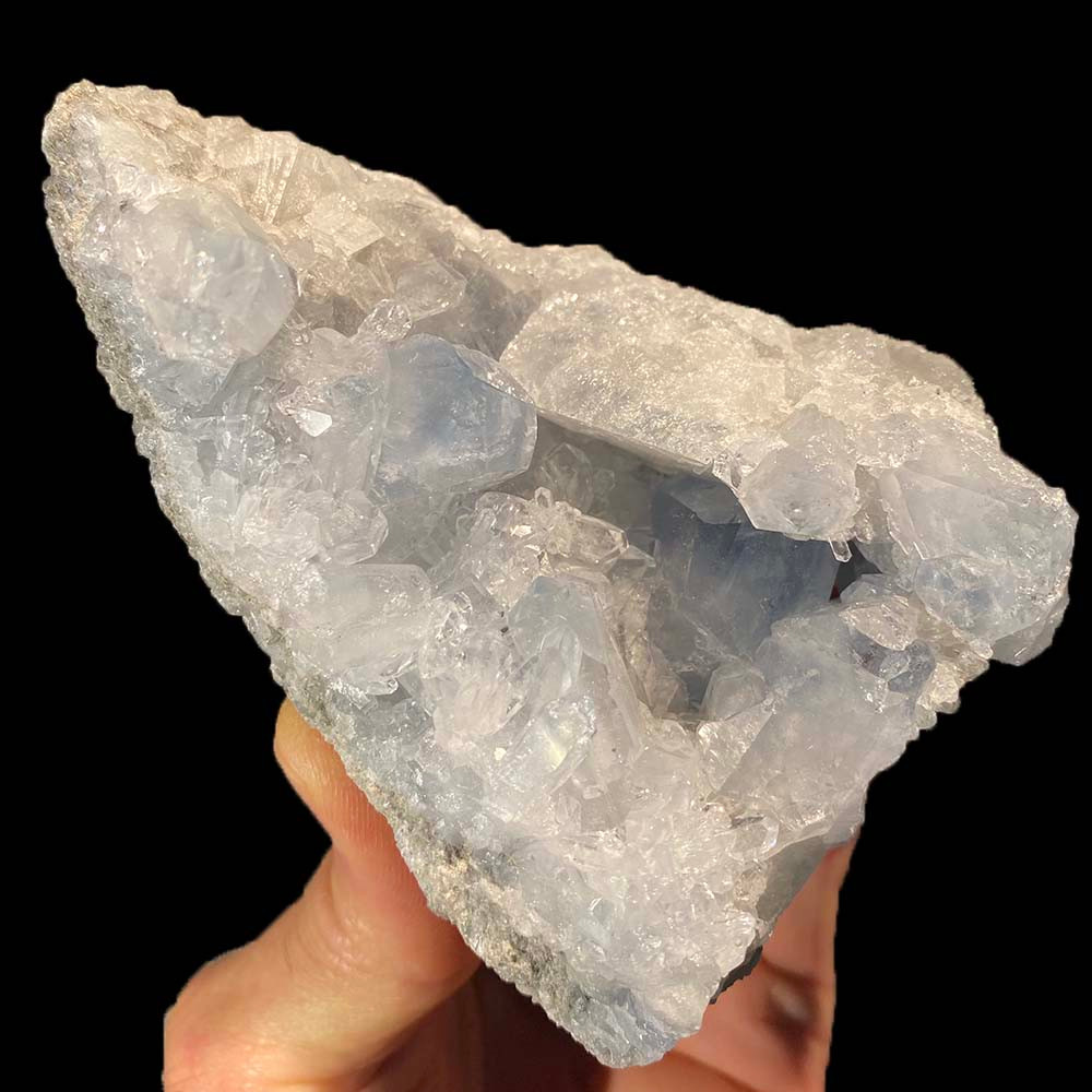 Celestite specimen