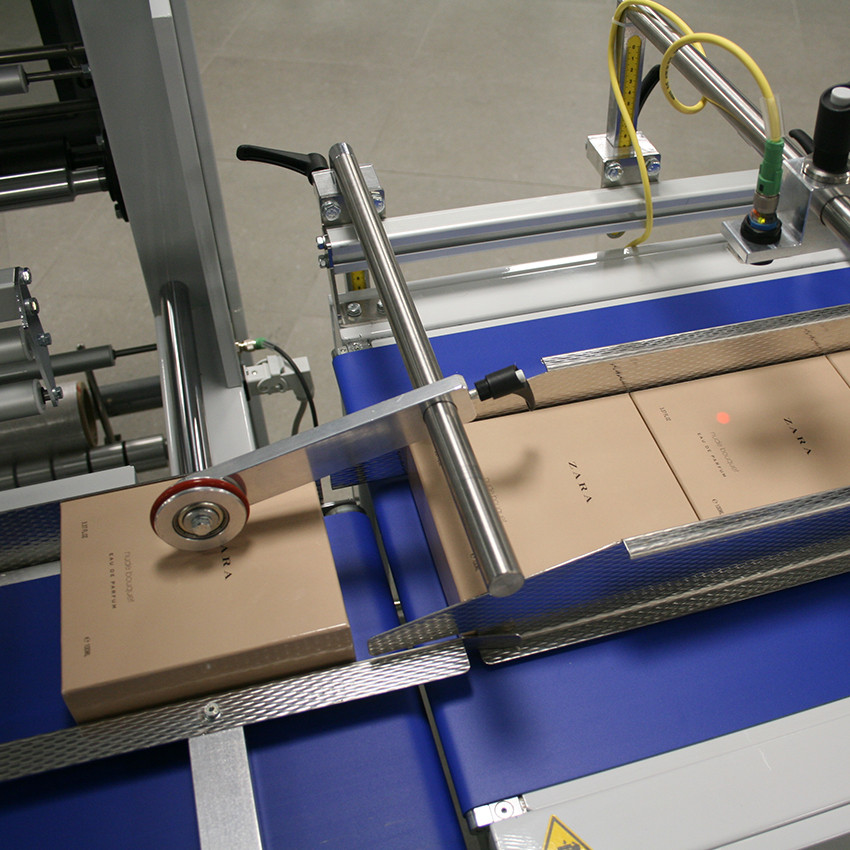 Smipack HS800 Continuous Automatic Side Sealers with Intermittent Cycle