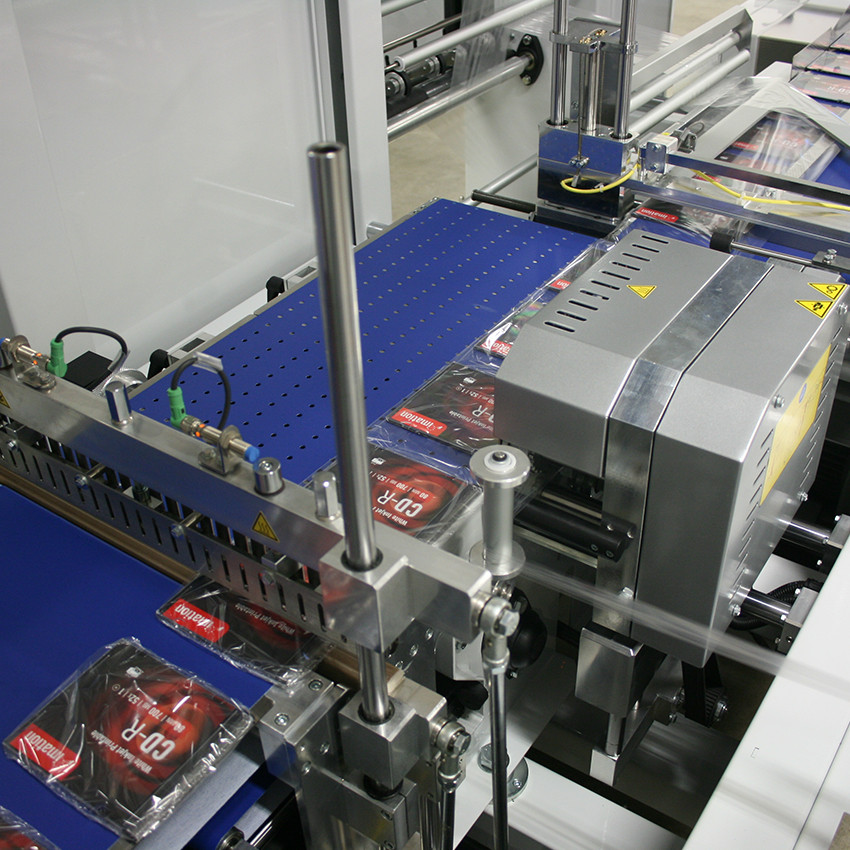 Smipack HS800 Continuous Automatic Side Sealers with Intermittent Cycle