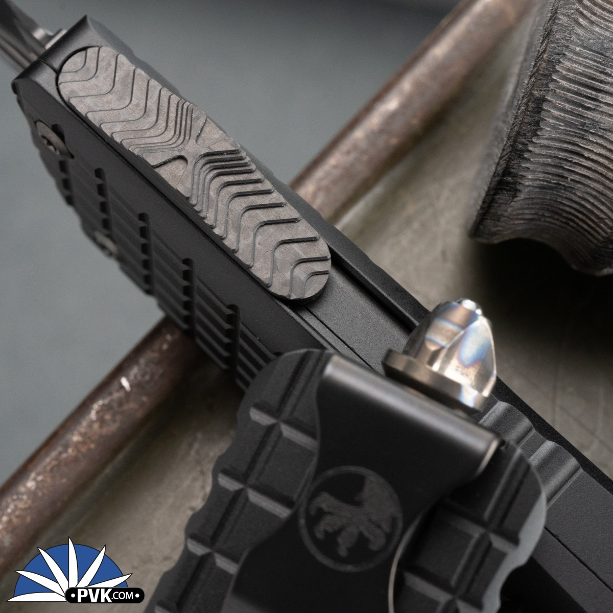Microtech Combat Troodon Delta 142-1CT-DSH V2 Double Edge DLC Fluted ...