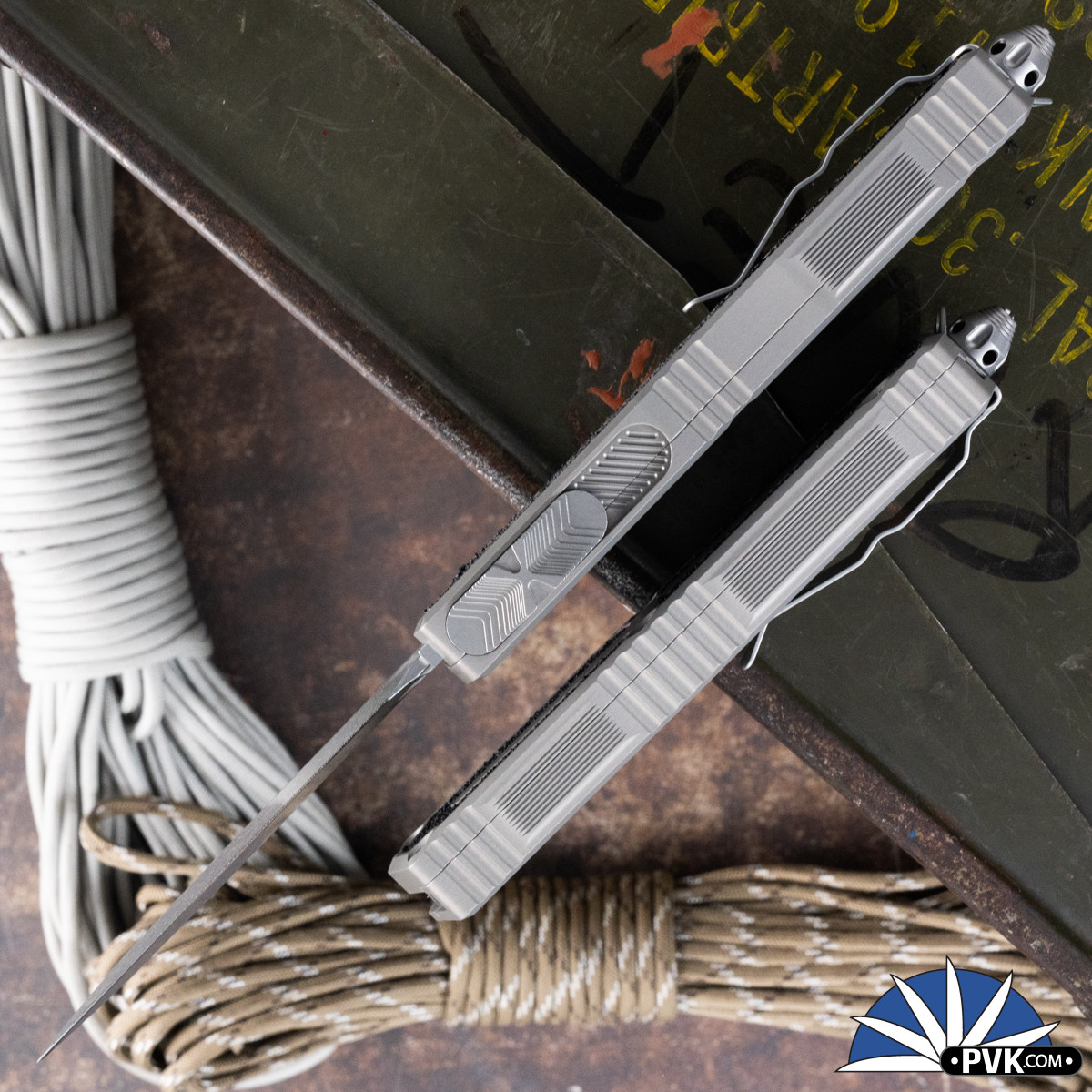 Microtech Scarab 2 Gen 3 1180-10NC DES Stonewashed Blade, Natural Clear ...