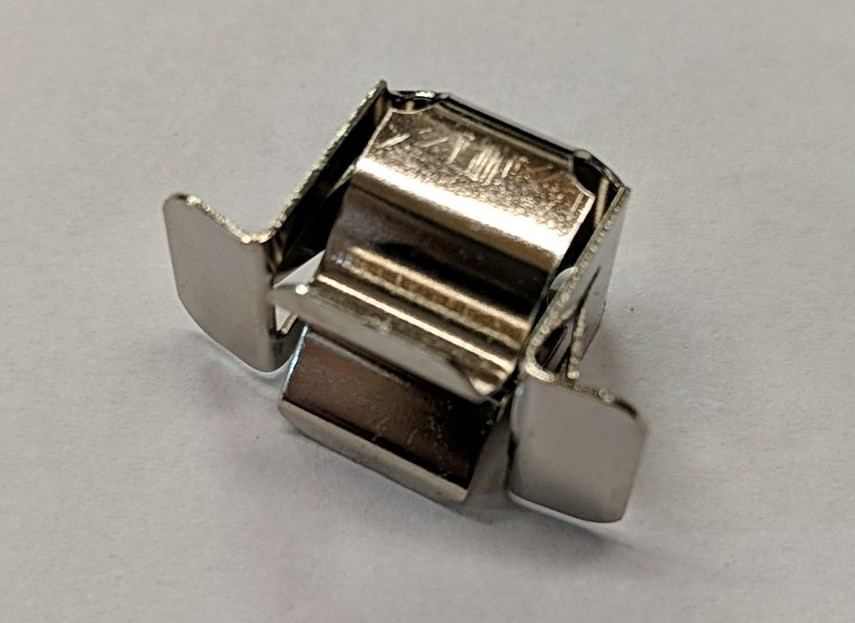 Center Console Clip - TR7 TR8 ZKC324