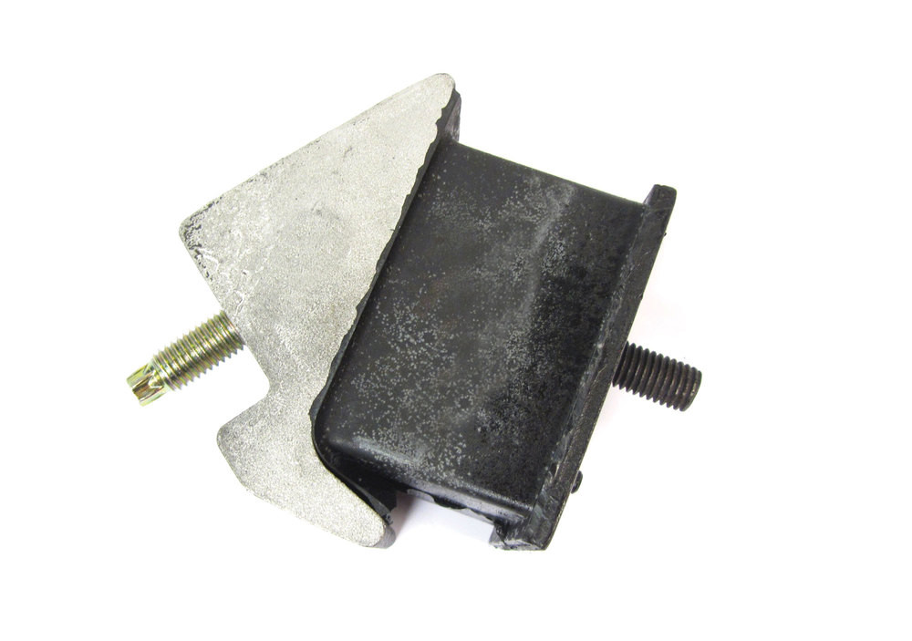 Engine Motor Mount KKB102450 For Land Rover Discovery Series II (KKB102450)
