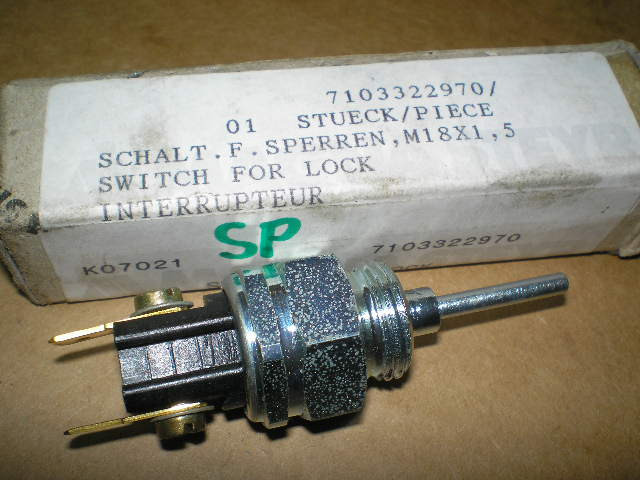 Switch Control Light 4x4/Lockers-7103322970