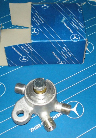 Fuel Change Over Valve - Unimog 404-4044700010