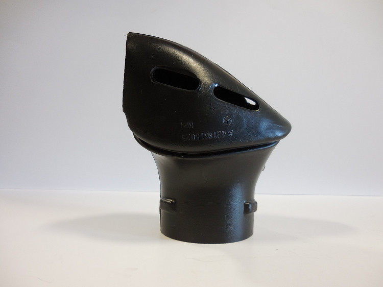 Defroster Nozzle-4218315025