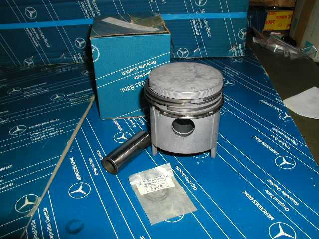 Unimog 404 Piston Sets - With Rings, Wristpins-1800301218