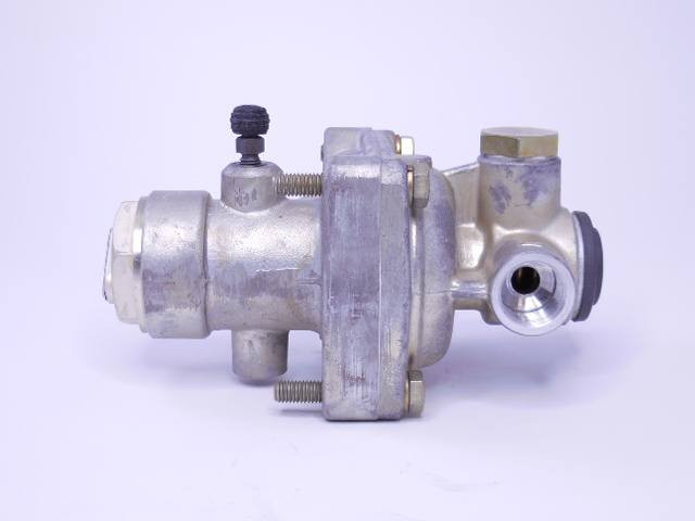 Trailer Brake Valve-Unimog 404-0004313005