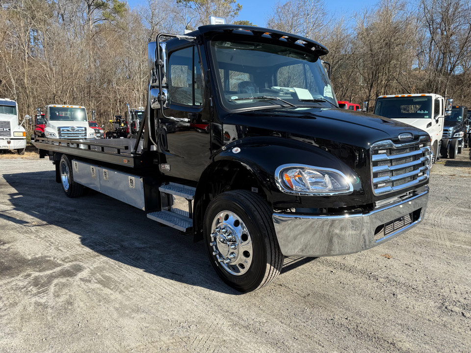 Towing Equipment - New Tow Trucks - Freightliner - Blackburn Truck ...