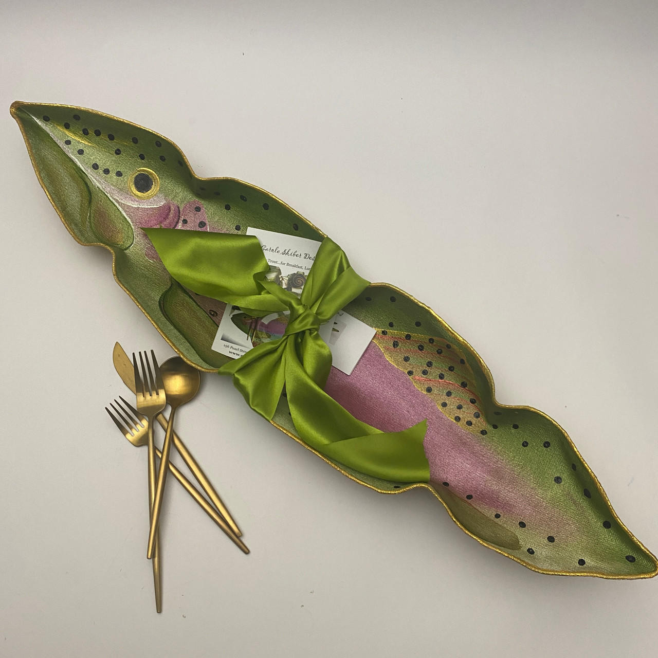 SculpTable Linen Peapod Basket - Mint/Pine with Bronze - Carole Shiber ...