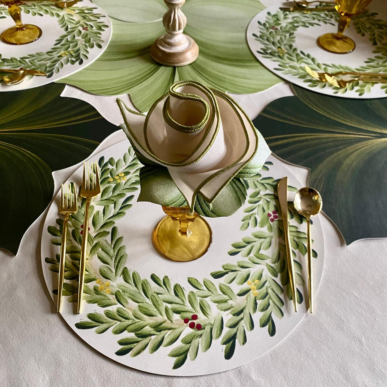 Wreath & Leaf All Around – CHRISTMAS CAROLE | Carole Shiber Designs