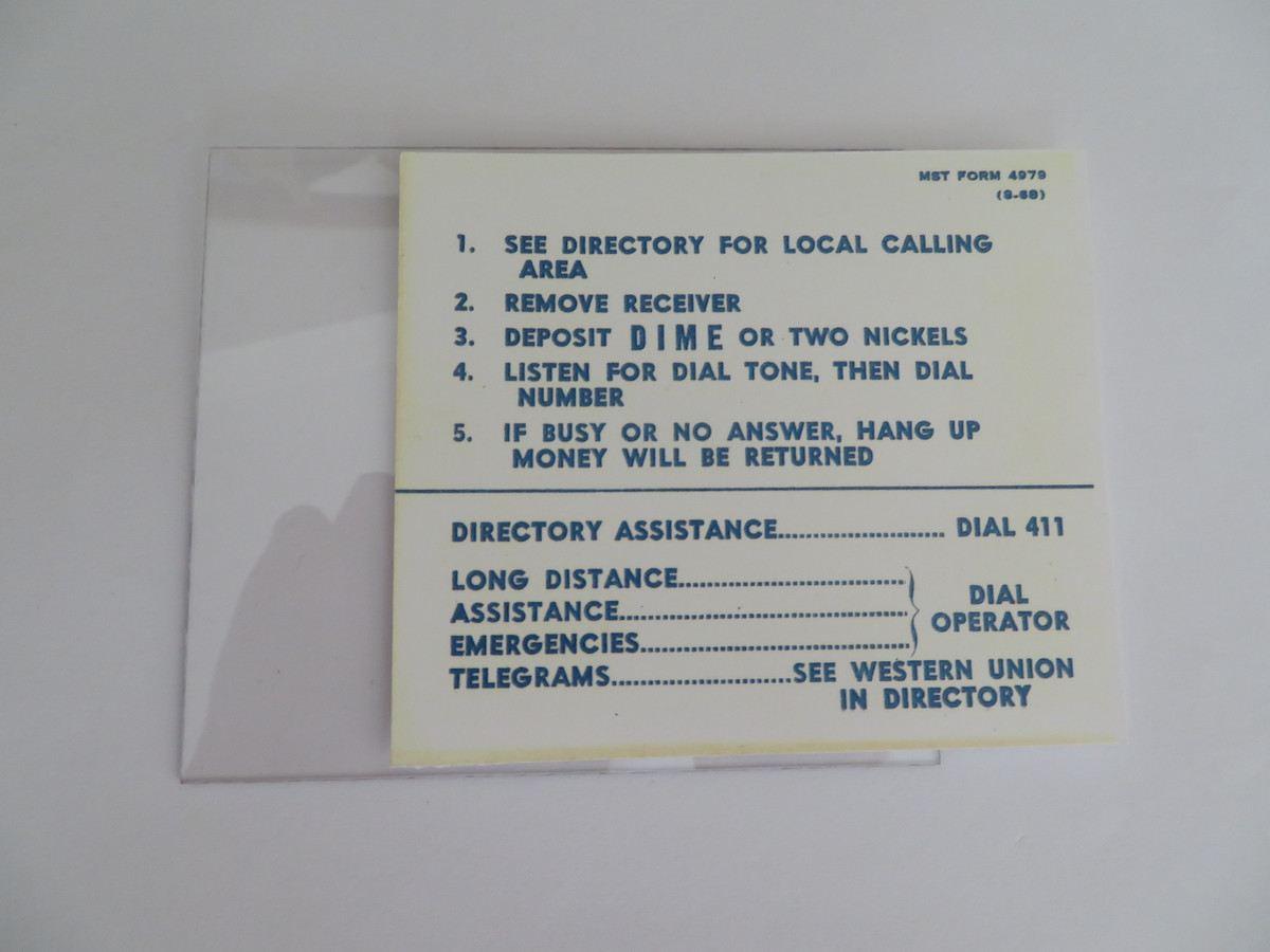 3 slot payphone middle direction sign with plastic| Old Phone Shop