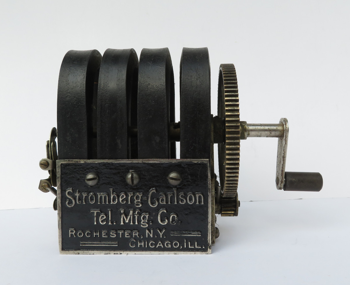Stromberg Carlson 4 bar magneto with crank handle | Old Phone Shop