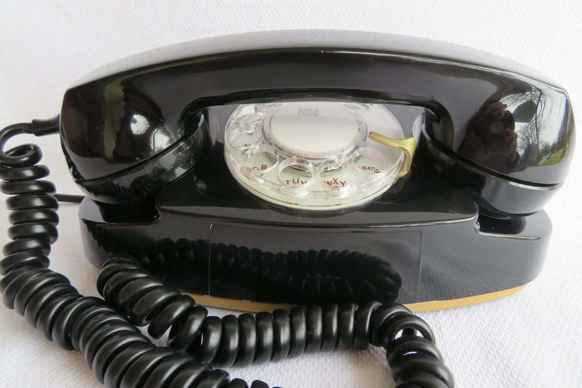 Western Electric rotary dial Princess phone in Black | Old Phone Shop
