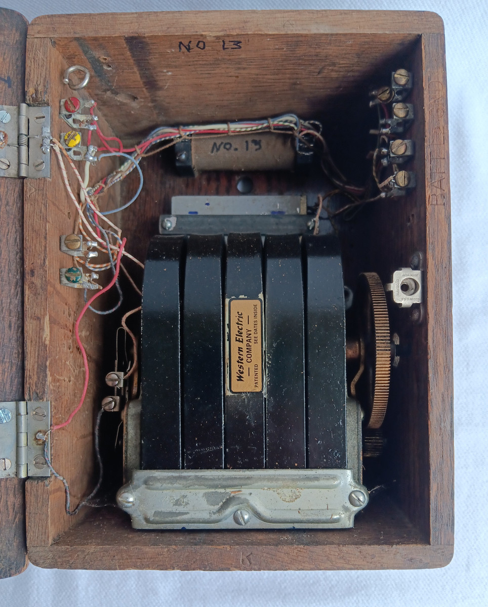 Western Electric 300K Subset ringer box Quarter sawn oak | Old Phone Shop
