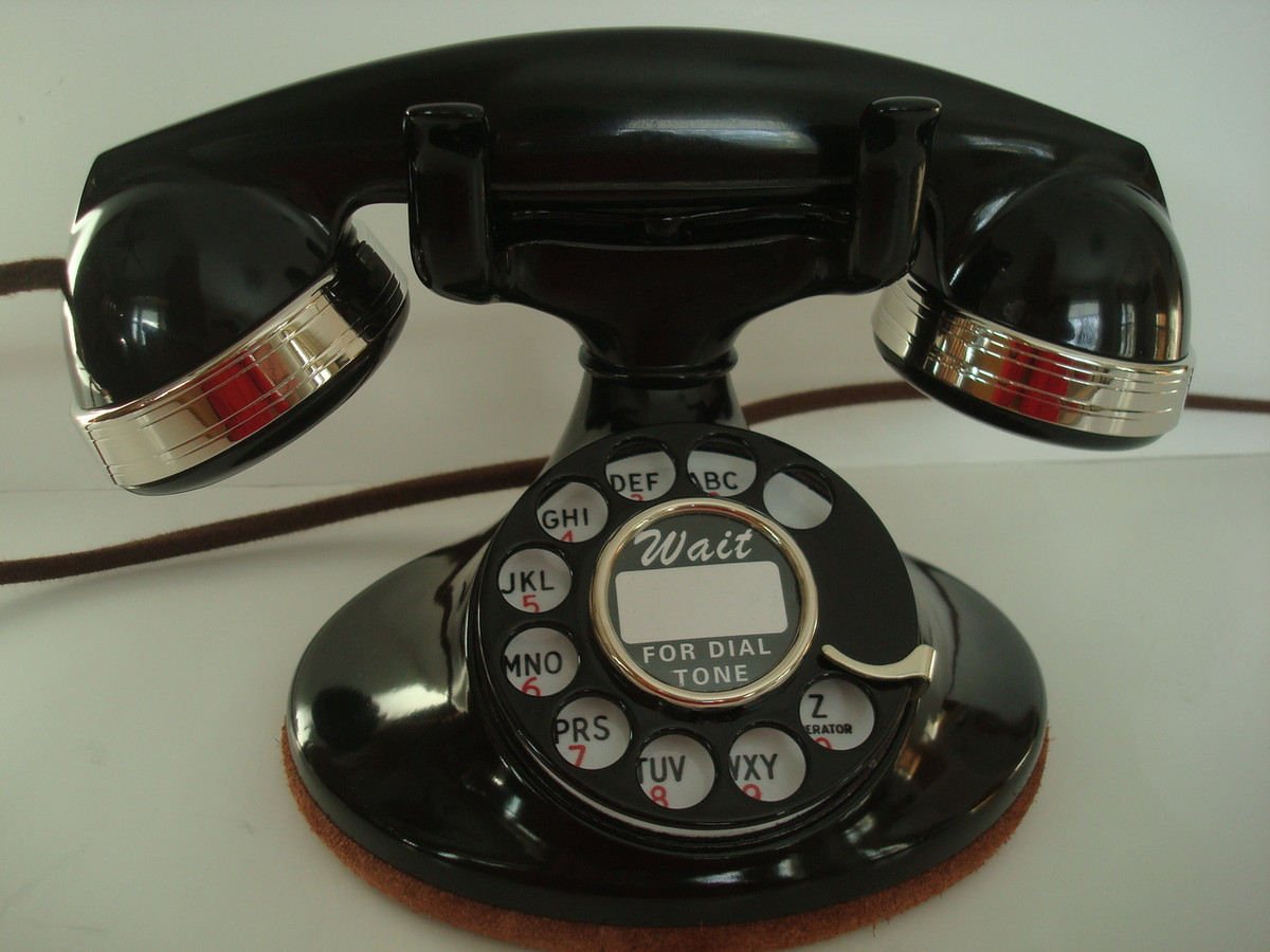 Western Electric 202 with Chrome banded F1 handset - Old Phone Shop Store