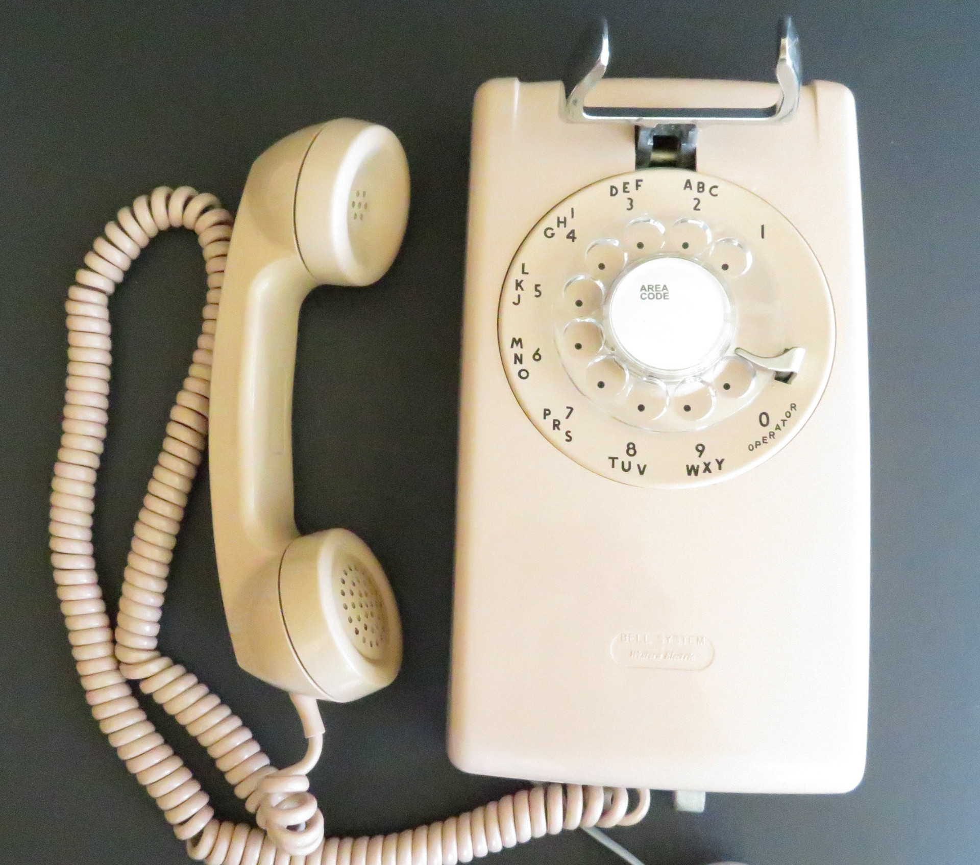 Western Electric 354 wall telephone is the wall version of the popular ...