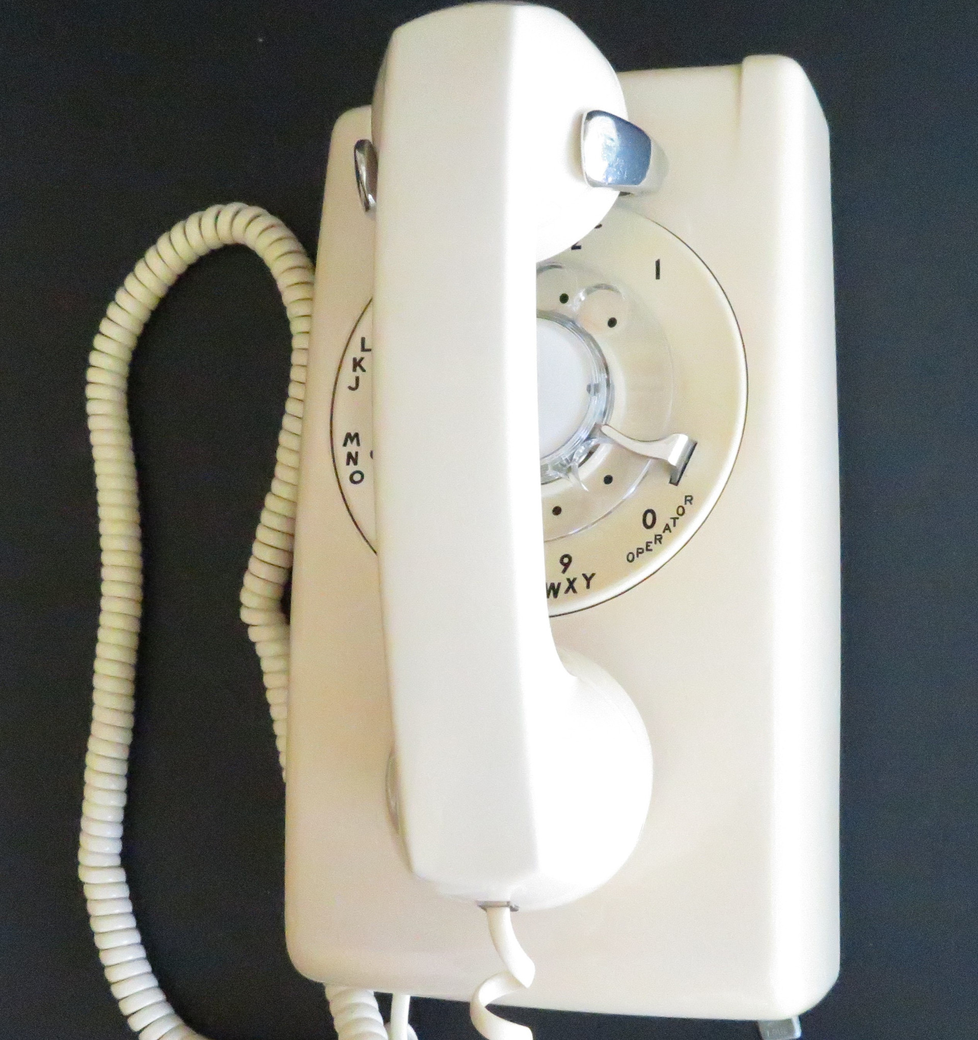 Western Electric 354 wall telephone is the wall version of the popular ...