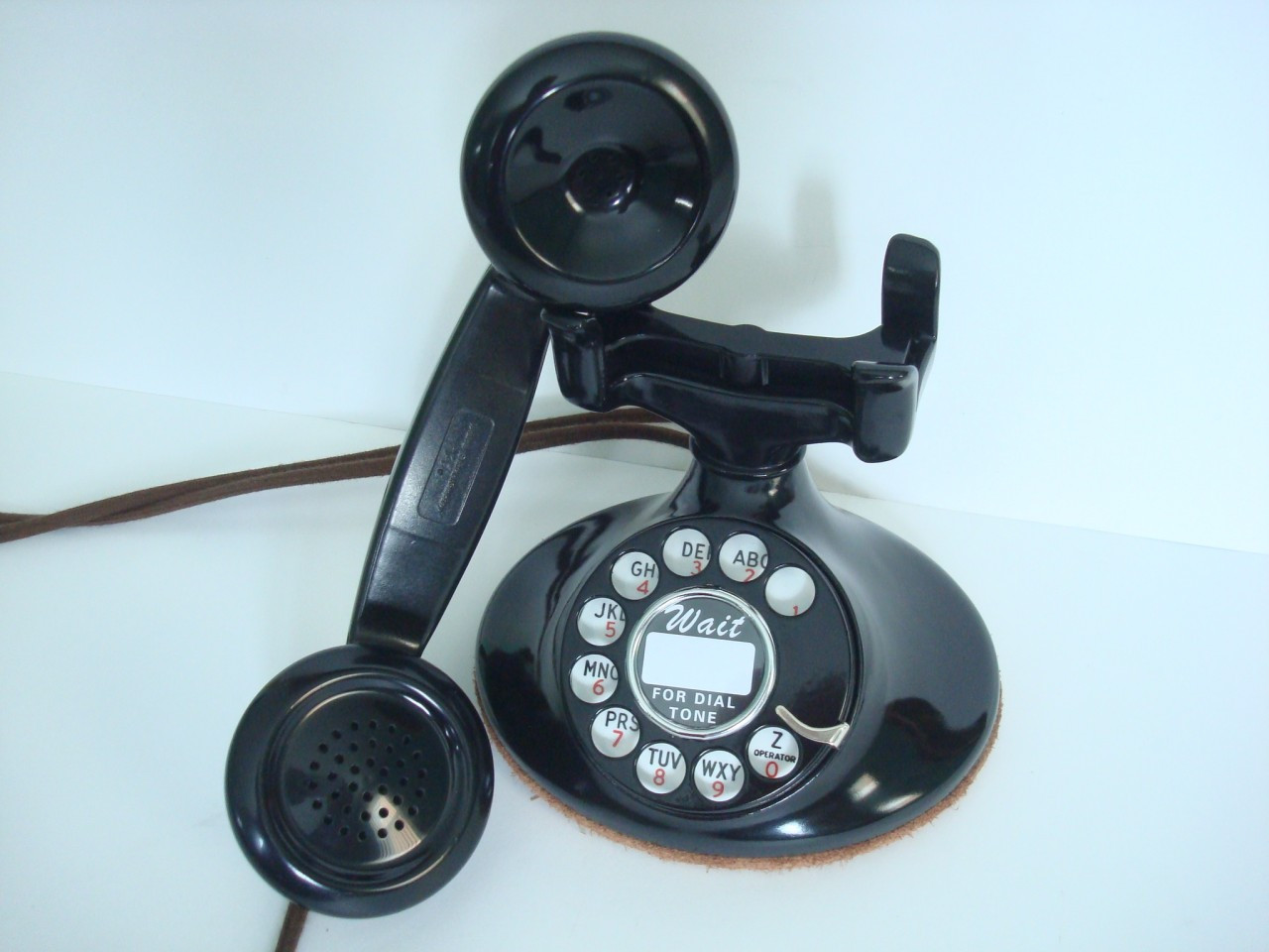 The finest antique telephones available | Old Phone Shop