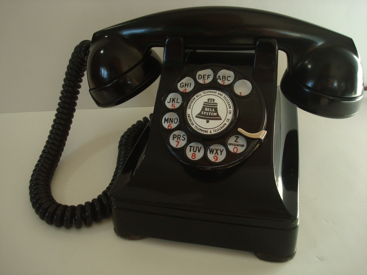 The finest antique telephones available | Old Phone Shop