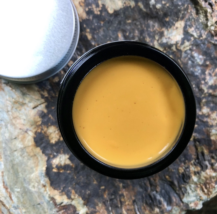 Solace Cream Serum Moisturiser to protect, nourish and repair your skin.
