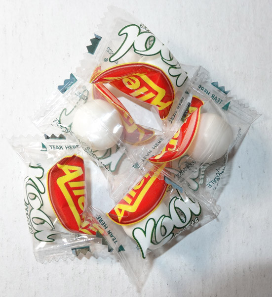 Allens Kool Mints - purchase at The Professors Online Lolly Shop (2925)