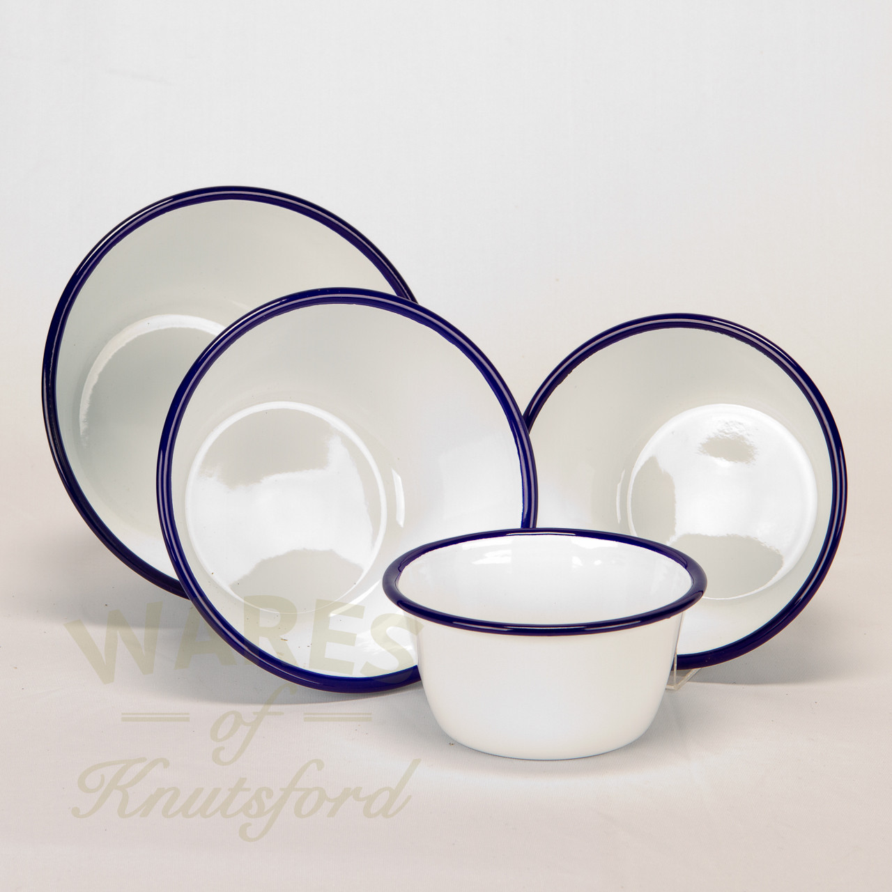Set of 4 Falcon Enamel Pudding Basin (Mixed Sizes) - Wares of Knutsford Ltd