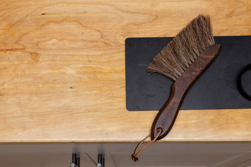 Revolution Counter Brush