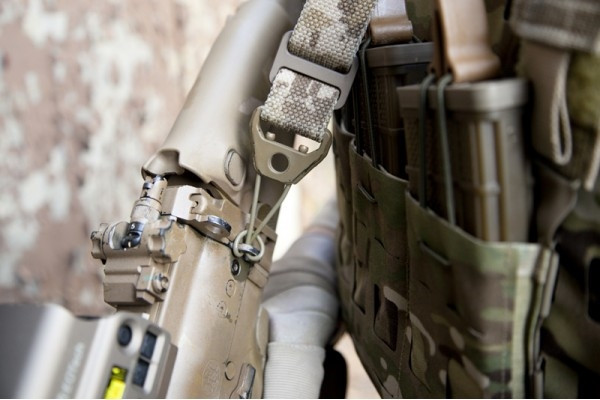 Blue Force Gear Universal Wire Loop with Push Button Socket, 2.55"