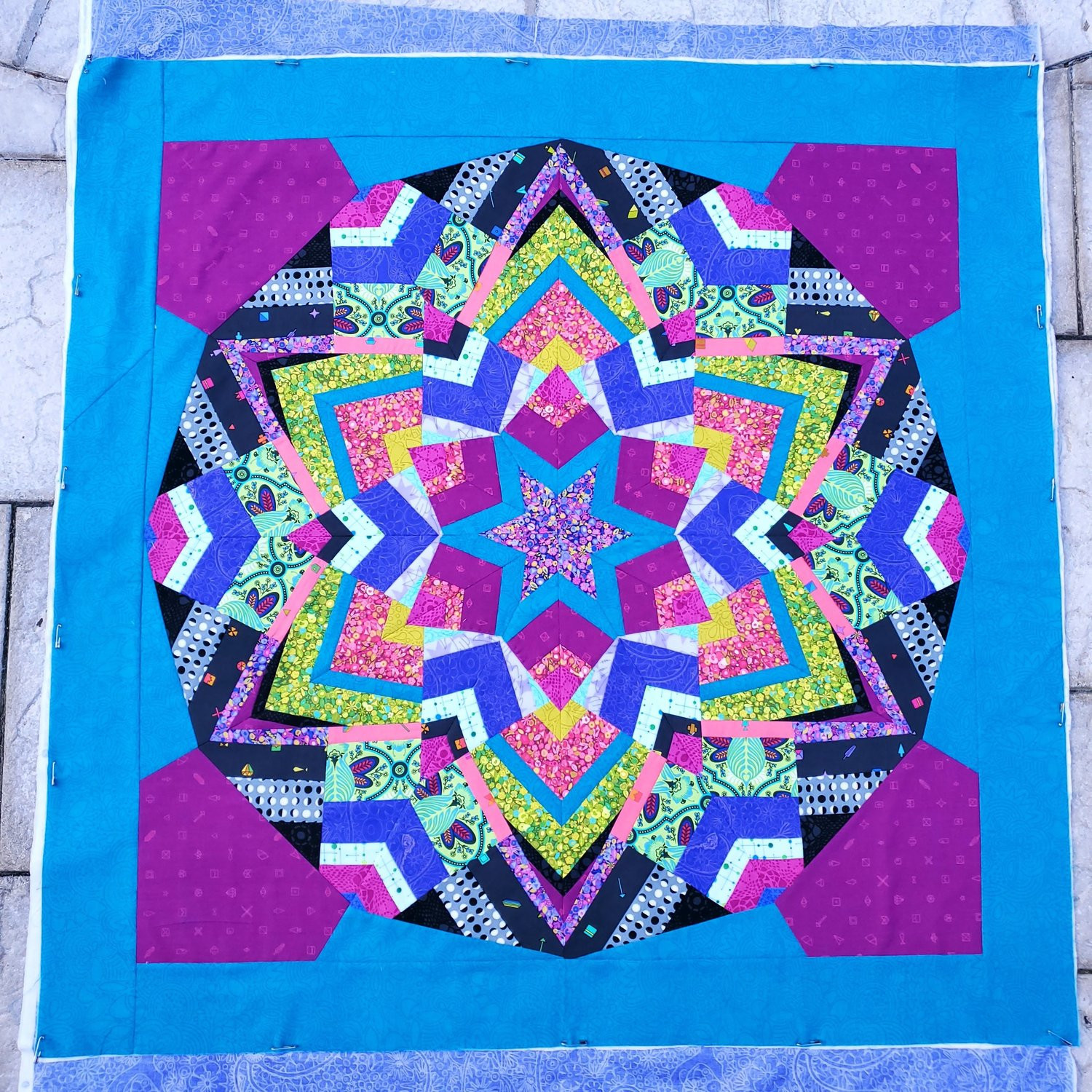 Kool Kaleidoscope Quilt - Cotton Cuts
