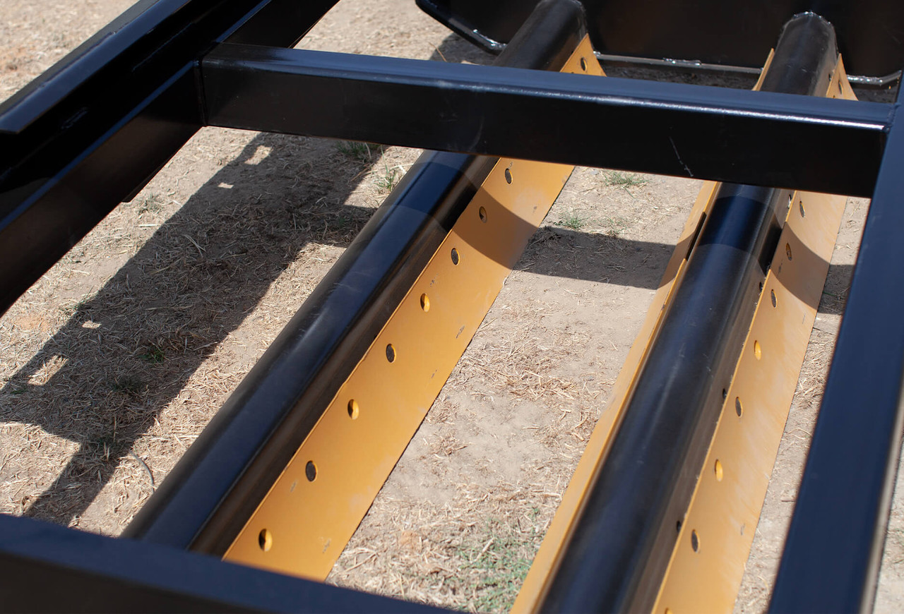 Skid Steer Box Grader Attachment | Eterra