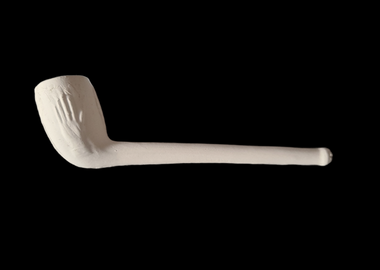 Small Clay Cutty Pipe #15 (Hand & Heart) - GQ Tobaccos