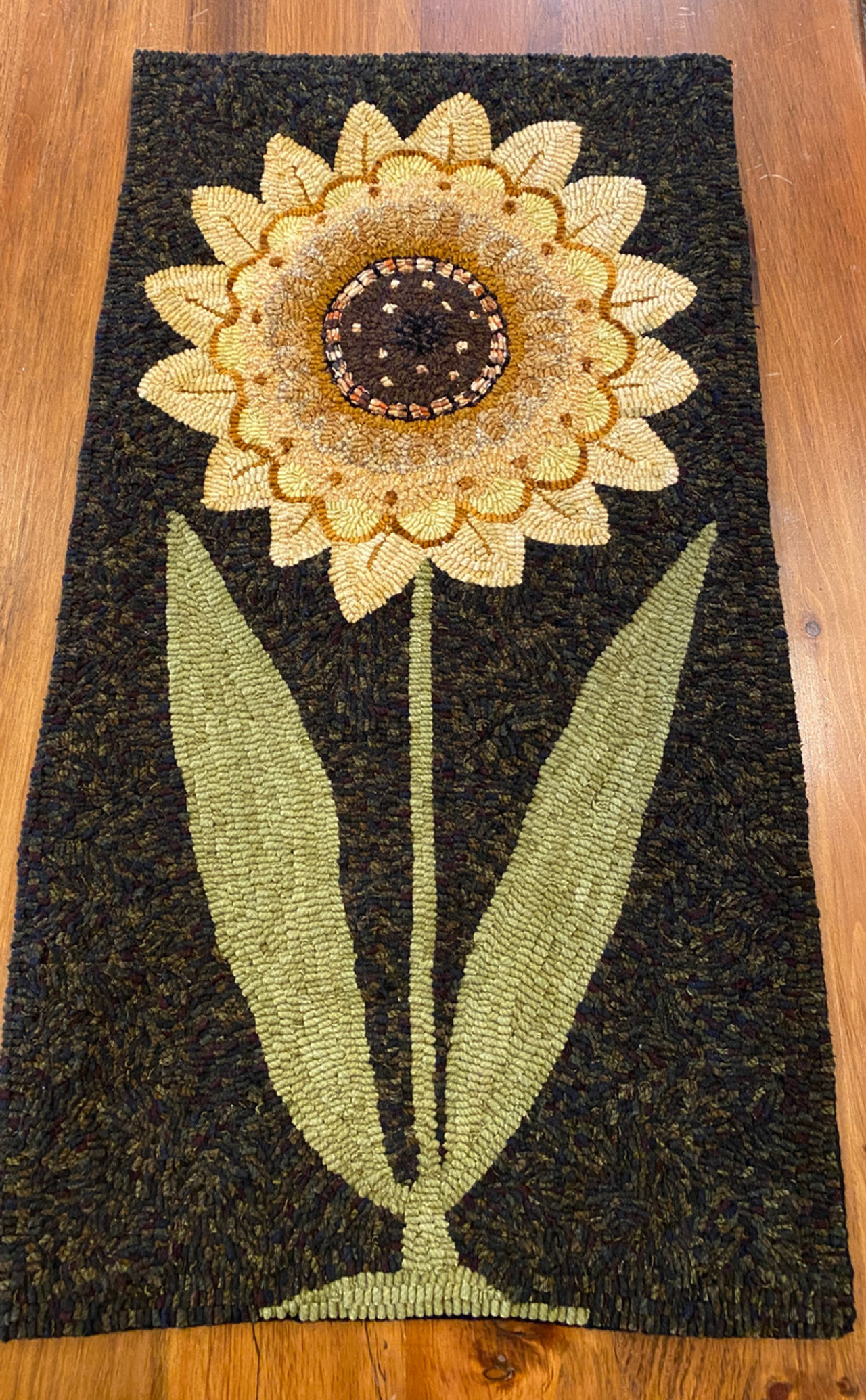 Shine Rug Hooking Pattern