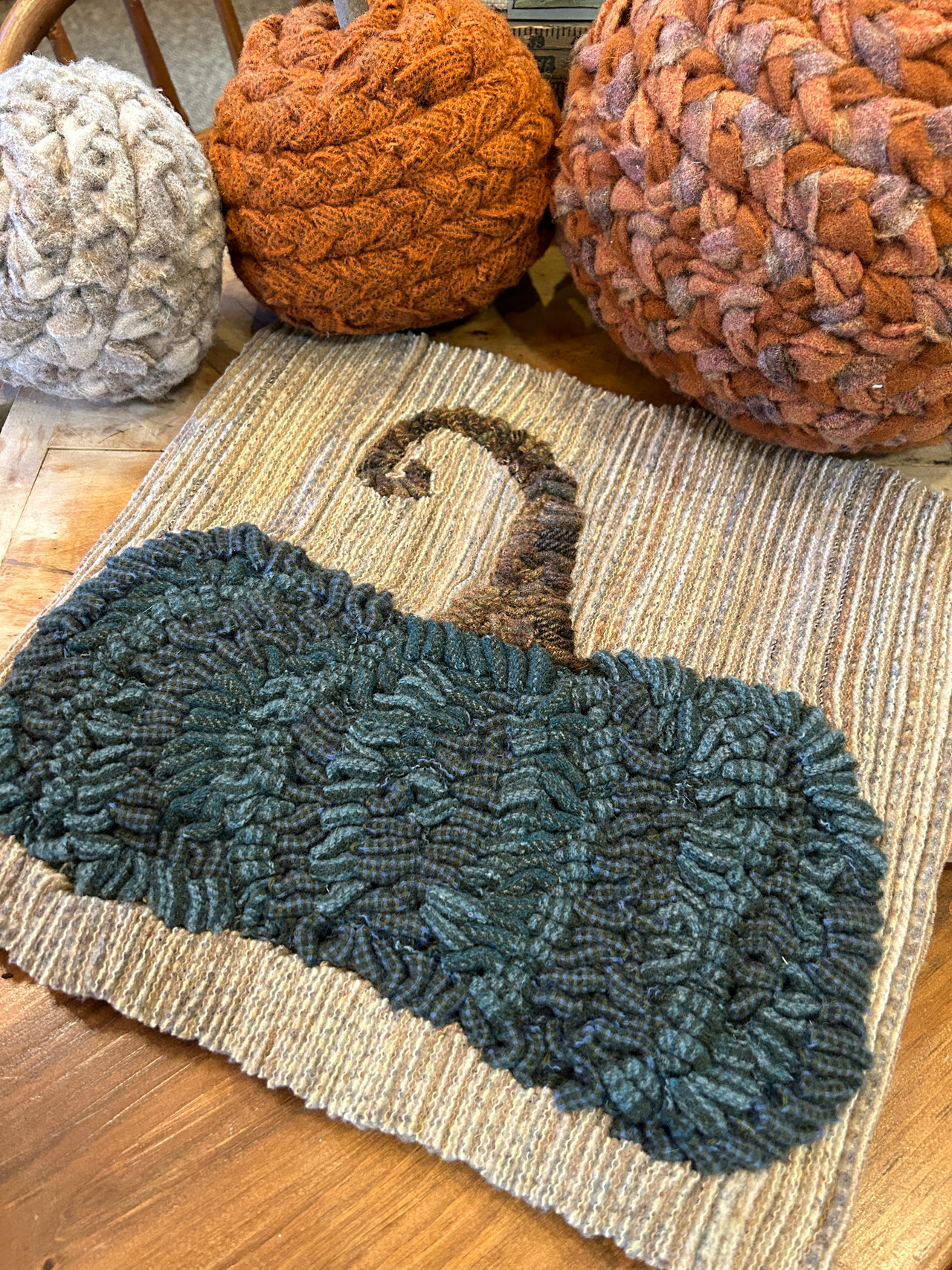 3 Pumpkins Rug Hooking Pattern