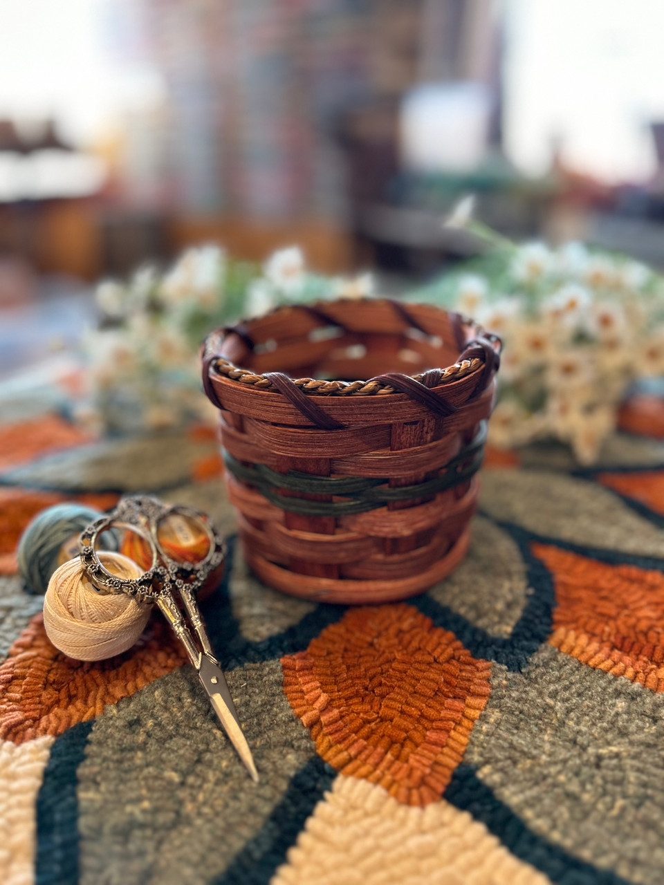 Mini Round Amish Thread Basket
