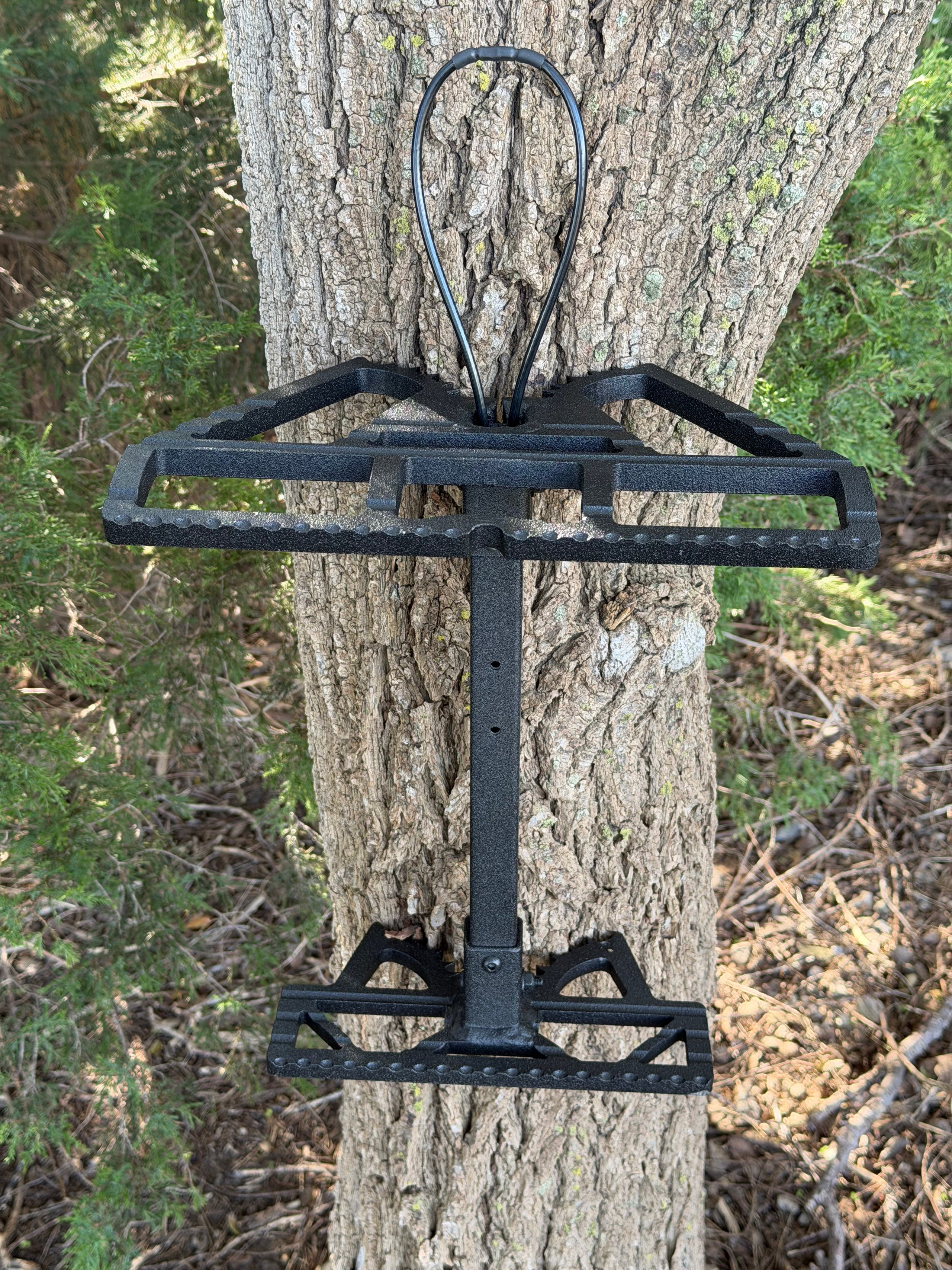 Lightweight, One-Stick Climbing Sticks For Saddle Hunting