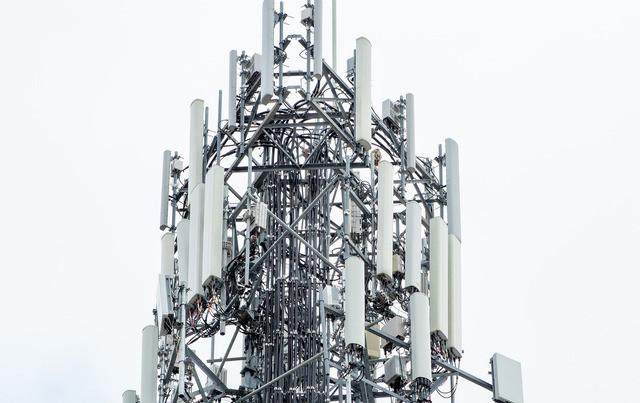 Cellular Phone Frequency Bands Guide 2024 - SureCall Canada